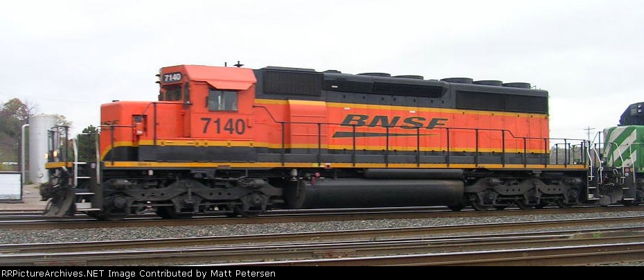 BNSF 7140